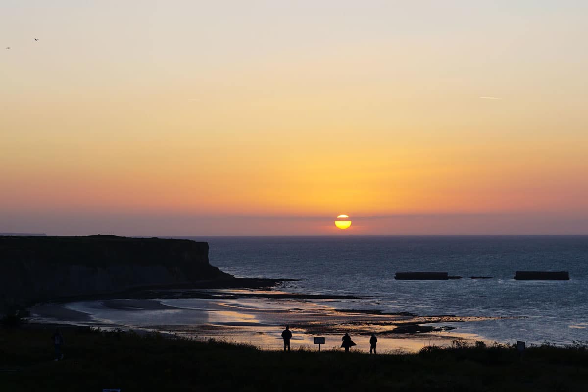 Visiter Arromanches-les-Bains et son port artificiel - Cotad