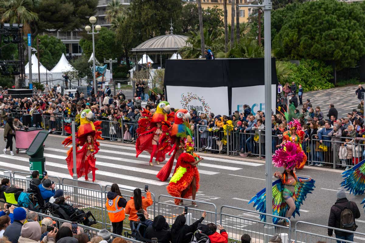 Carnaval de Nice 2025 : une explosion de fleurs, de sons et de couleurs ...